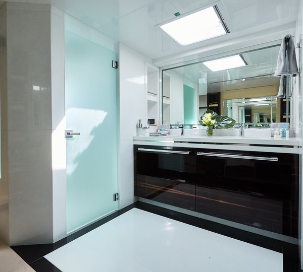 Striking Majesty 122 Yacht by Gulf Craft — Yacht Charter & Superyacht News